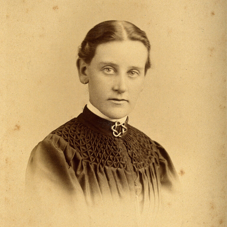 Dr Annie McCall